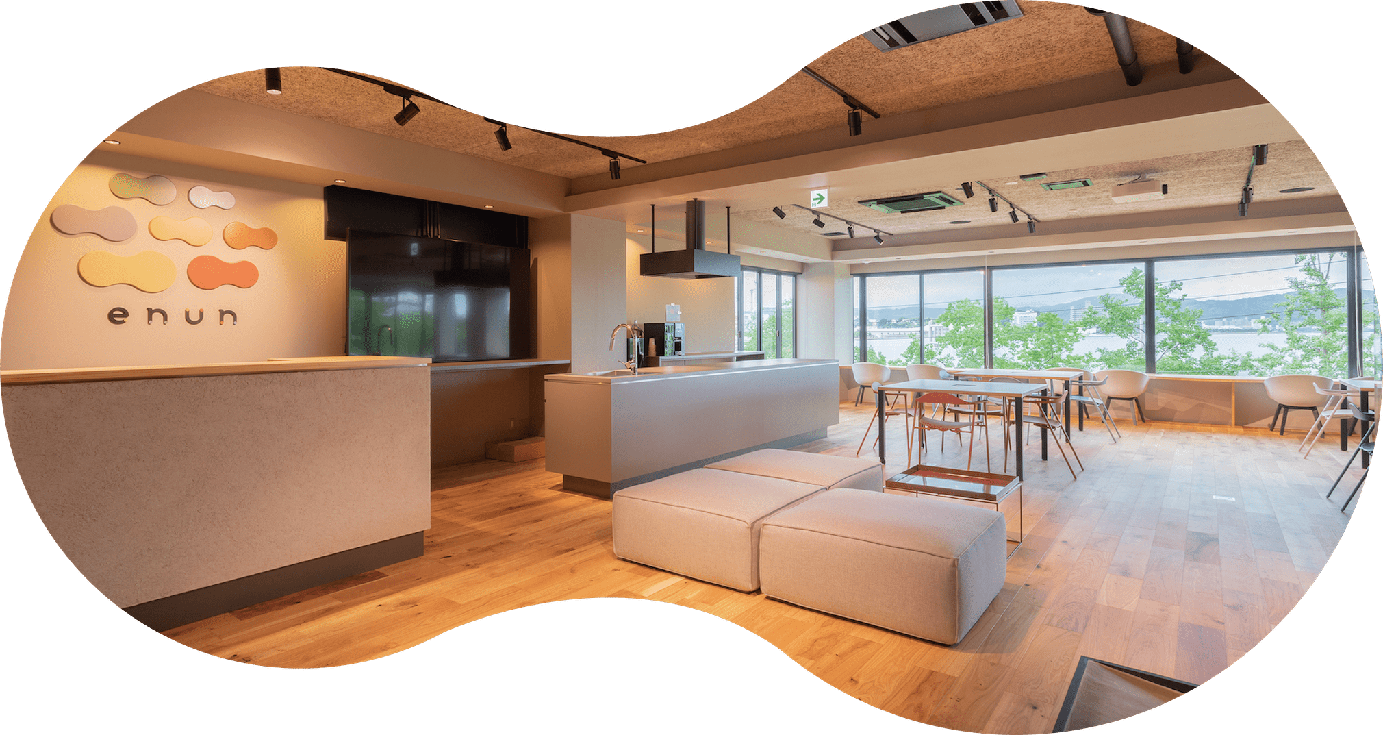 出会いと学びのワーキングスペース『enun』オープン前見学会 | enun（縁雲）・ホテル一体のワーキングスペース